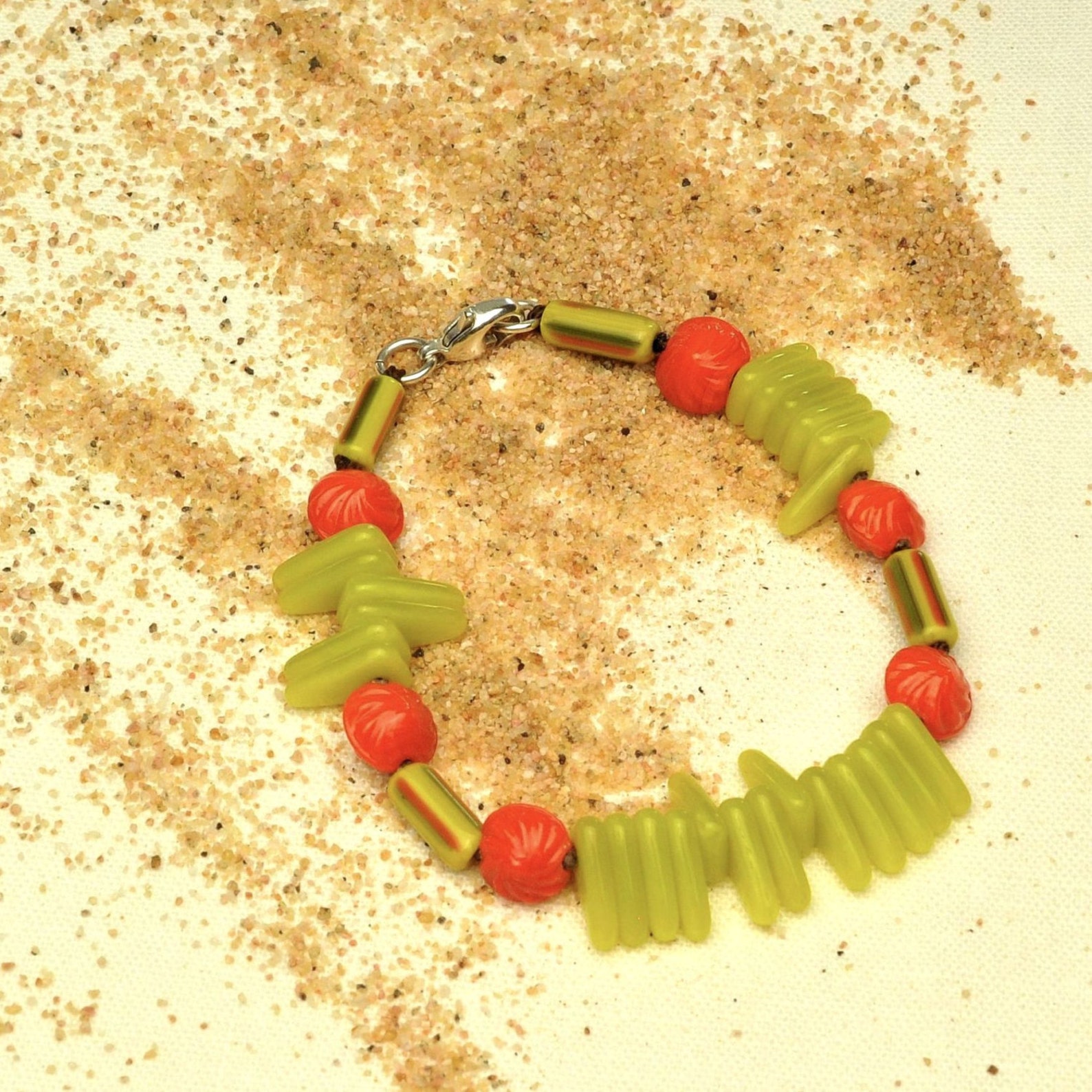 Vintage Orange Seashells and Chartreuse Flags Bracelet - Etsy