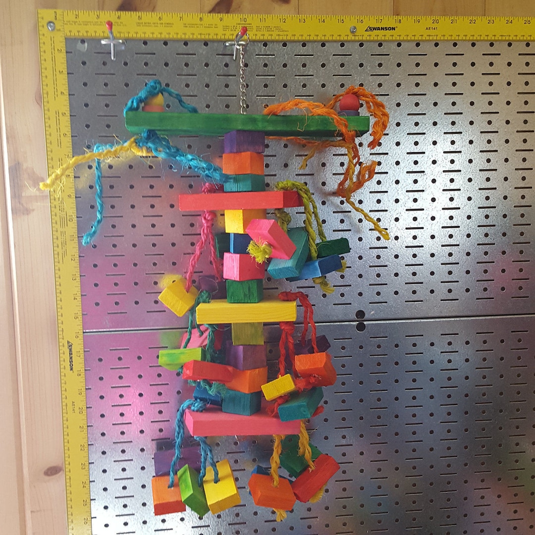 HUGE Parrot Toy **BODACIOUS BITES *macaw * Cockatoo * Safe and Parrot ...