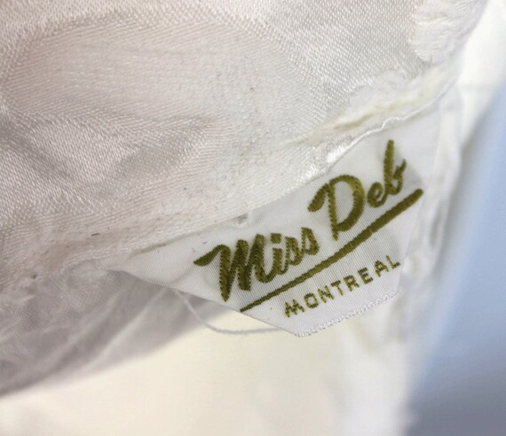 Miss Deb Montreal 1950s/Early 1960s Vintage White Sat… - Gem