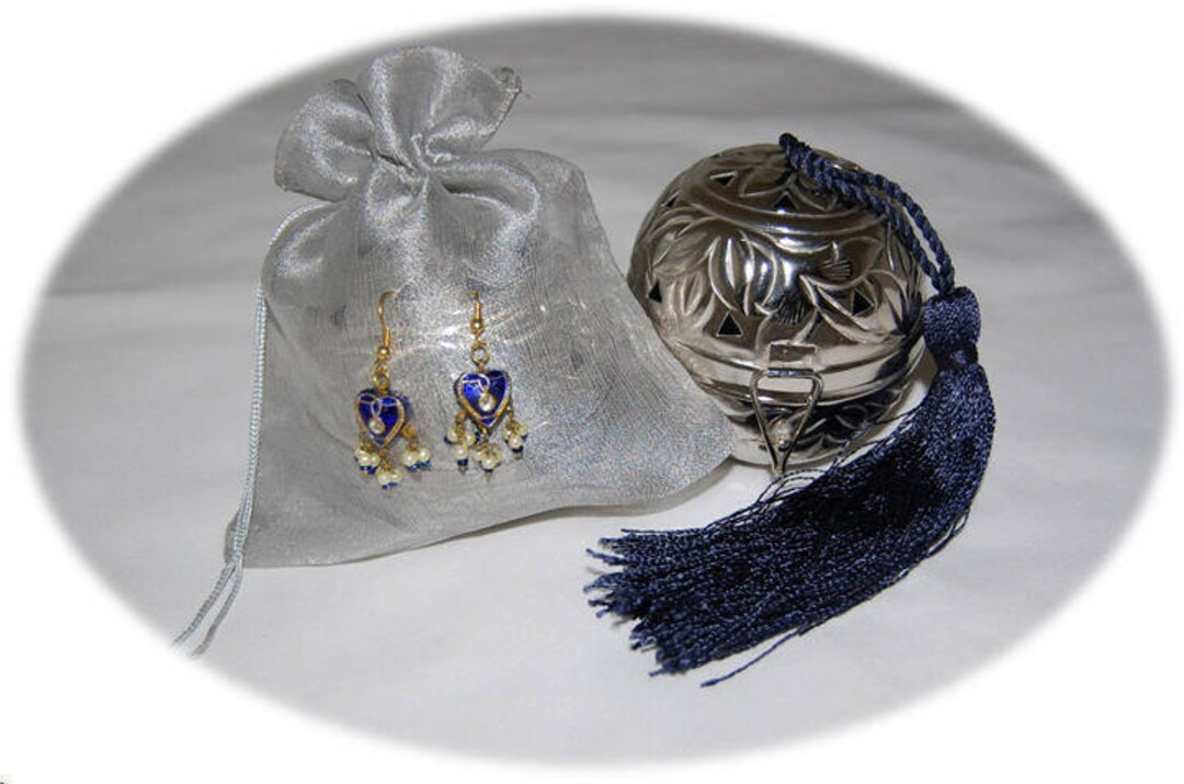 Silver Friendship Ball That Hinges Open - Potpourri Ball - Silver Ball ...