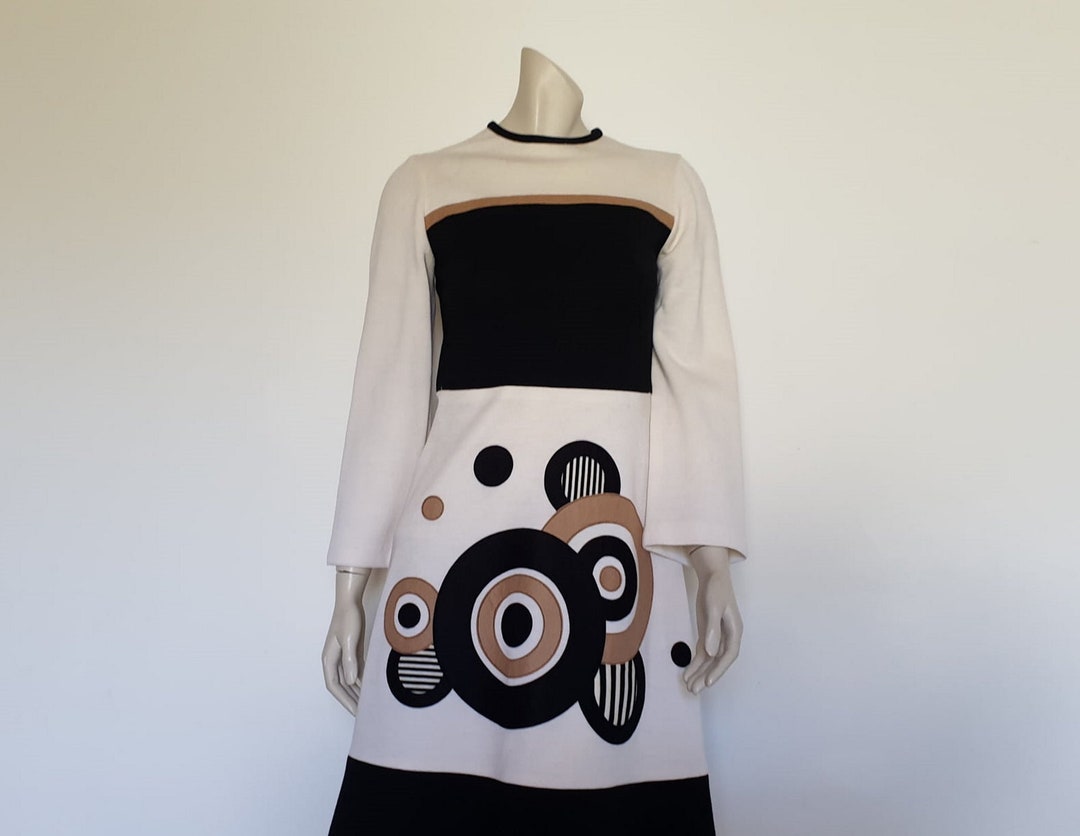 French Mod Circle Dress by Luis-mari S - Etsy