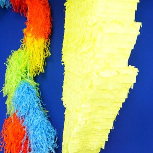 2D Pinata High Voltage Lightning Bolt | Meteorology Pinata | Pinata ...