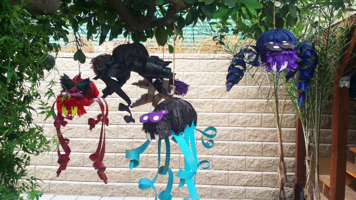 Holiday Vampire Spider Pinata With Wiggly Legs Fun Party | Etsy