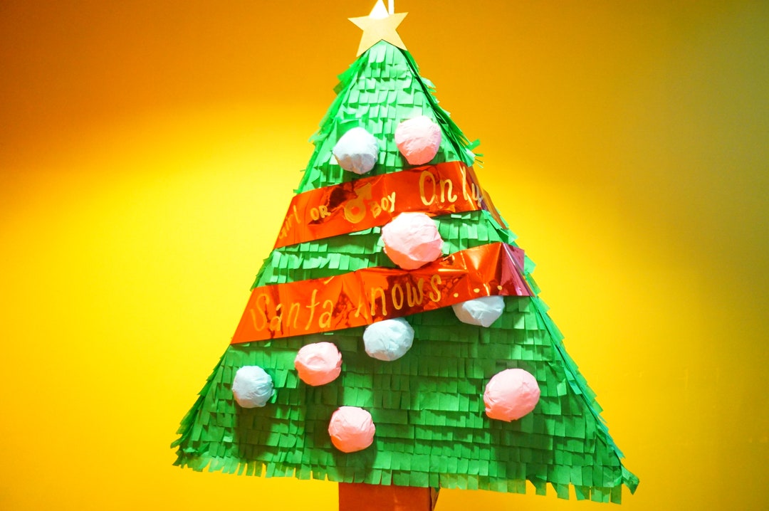 2D Pinata Christmas Tree | Fun Party Game | Party Decor | Christmas ...