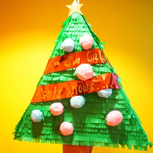 2D Pinata Christmas Tree | Fun Party Game | Party Decor | Christmas ...