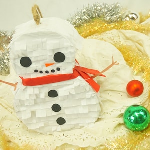 2D Pinata Snowman | Fun Party Game | Party Decor | Christmas Pinatas ...