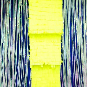 2D Pinata High Voltage Lightning Bolt | Meteorology Pinata | Pinata ...