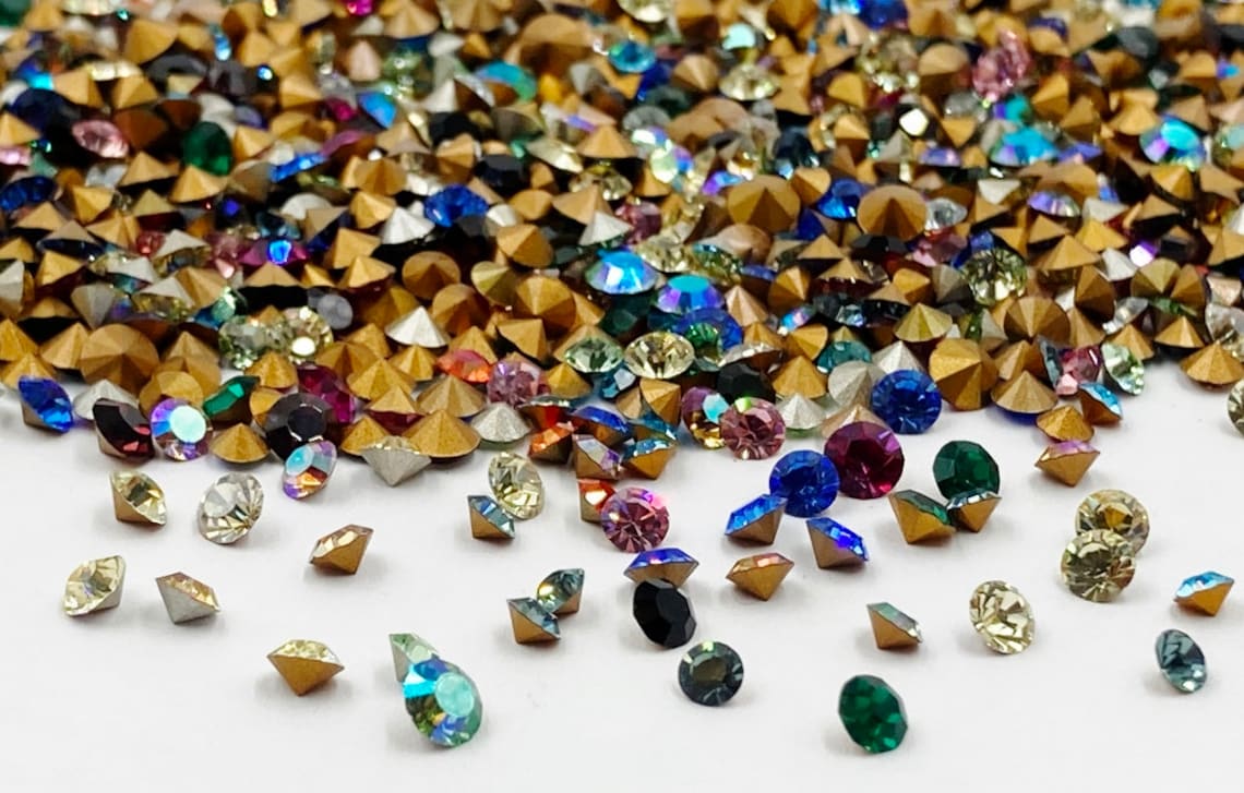 200 Vintage Swarovski Crystal 3mm to 4mm Small Rhinestones - Jewelry ...