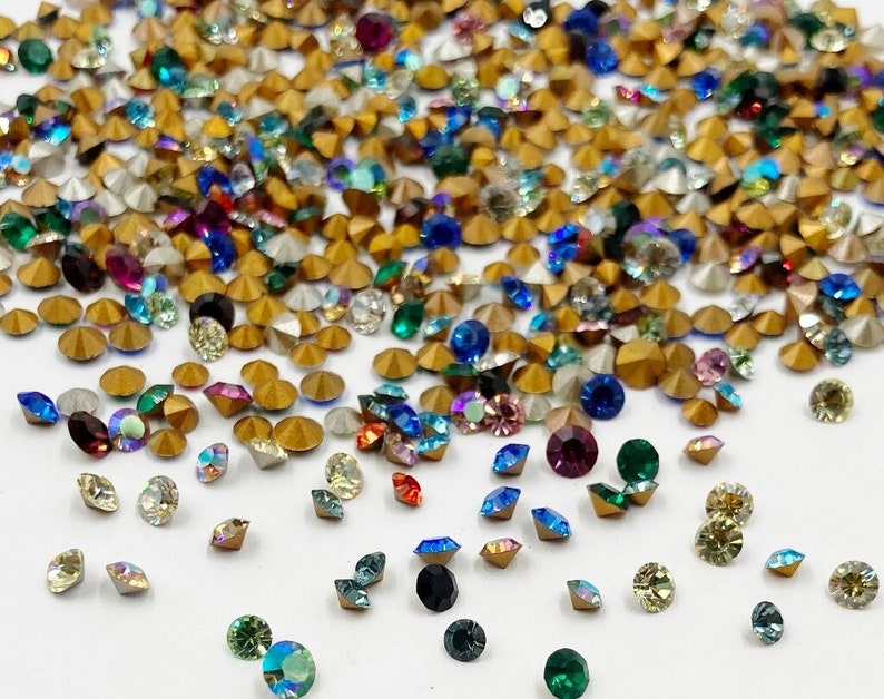 200 Vintage Swarovski Crystal 3mm to 4mm Small Rhinestones - Jewelry ...