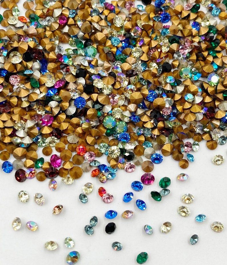200 Vintage Swarovski Crystal 3mm to 4mm Small Rhinestones - Jewelry ...