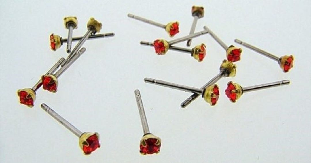 12 HYACINTH RHINESTONE GLASS Jewel Vintage Brass Steel Stud Earrings ...