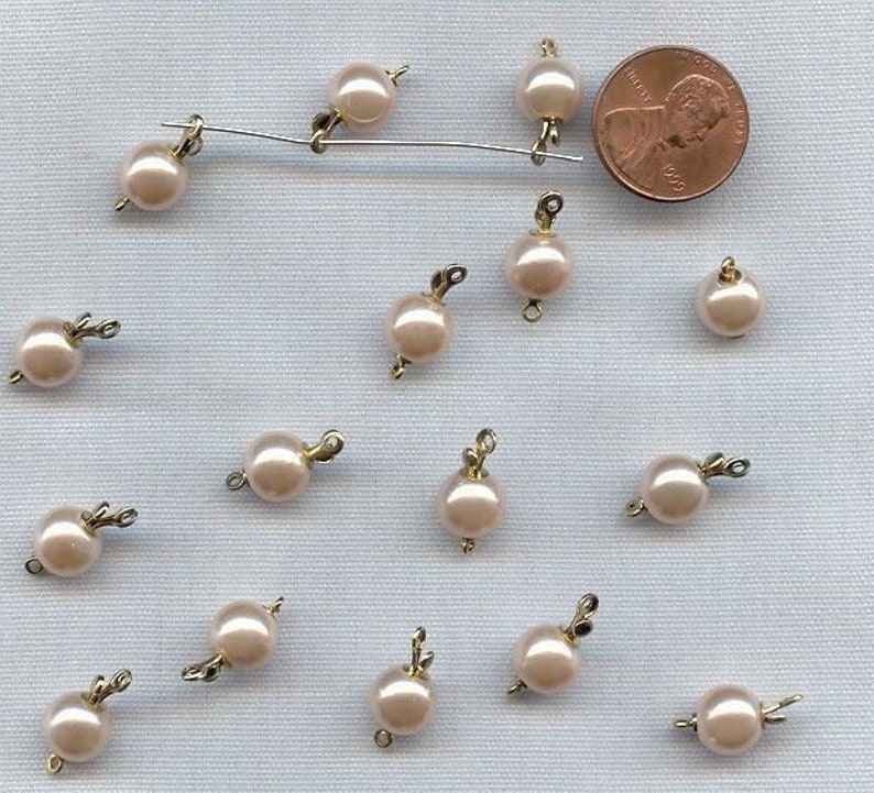3 Vintage Japanese Pearl Acrylic Round 9mm. Gold Pinch Clasps - Etsy