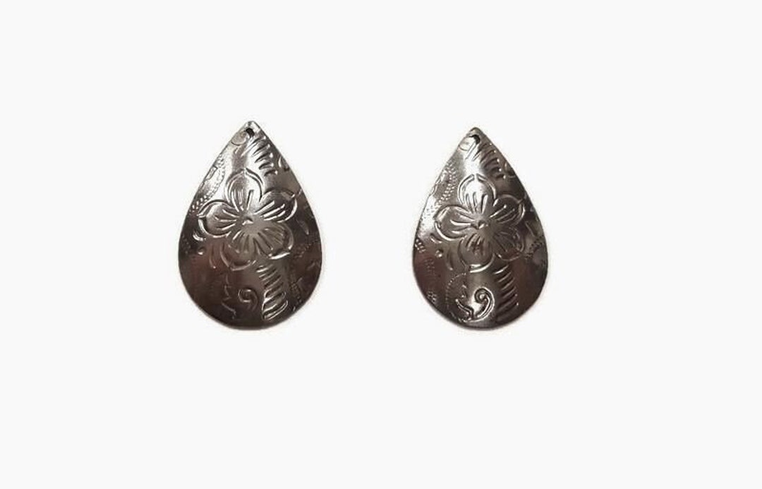 12 Vintage Steel Flower Floral Convex Drop 24mm Stamped Metal Charm ...