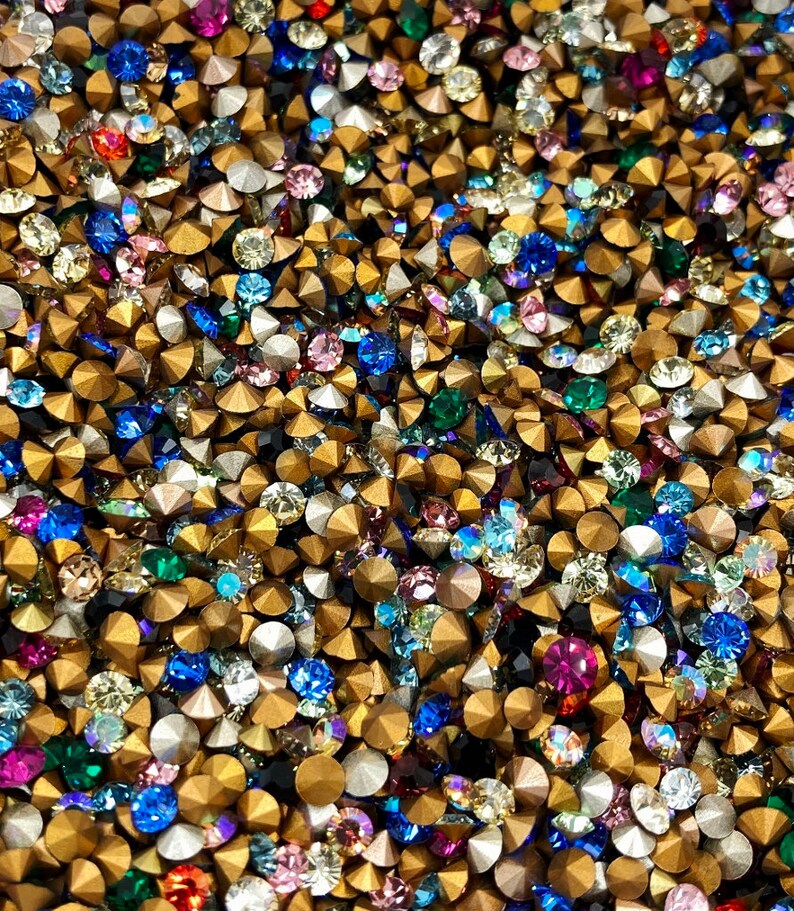 200 Vintage Swarovski Crystal 3mm to 4mm Small Rhinestones - Jewelry ...