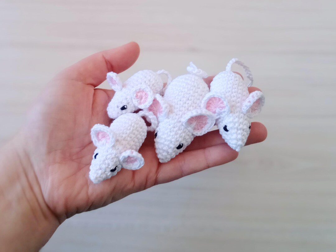 Little White Mice With Pink Ears 1-4 Pieces. Family of 4 Mice (1.5-2 ...