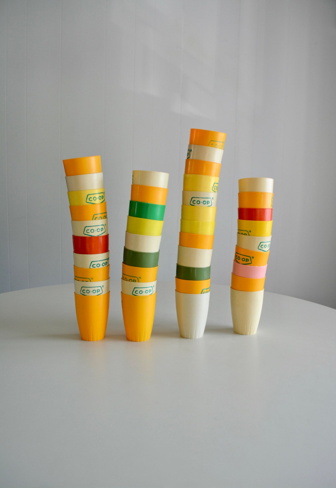 Vintage Mid Century Set of 10 Plastic Juice Cups. Coop Animal Feed Cup ...
