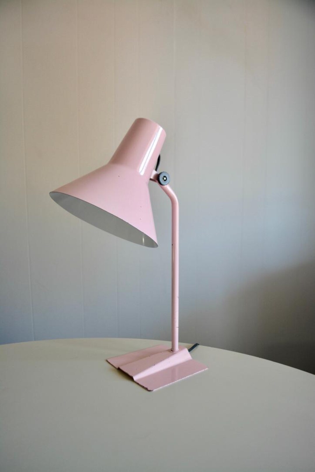 Vintage 80s Pink Metal Table Lamp. 1980s Adjustable Task Lamp. Cone ...