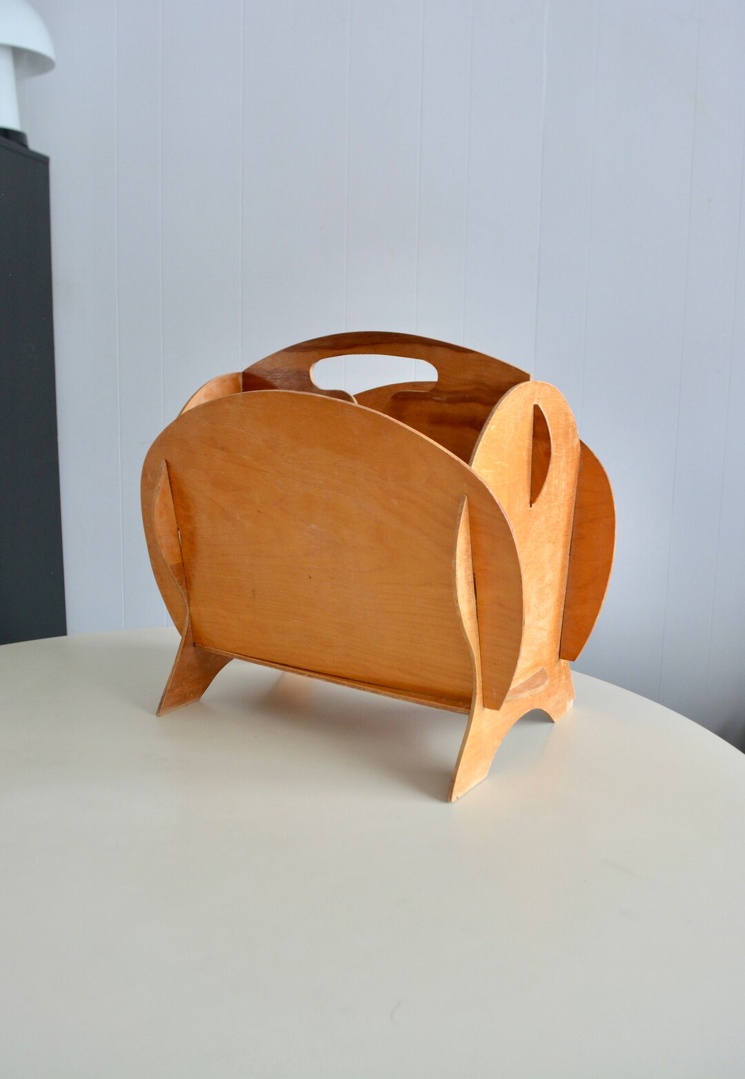 Vintage Veneer Wood Folk Art Hand Crafted Magazine Rack. Vintage Wooden ...