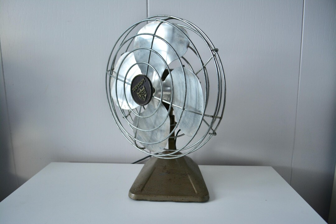 Vintage Torcan Desk Fan. Mid Century Modern Aluminum Blade Fan ...