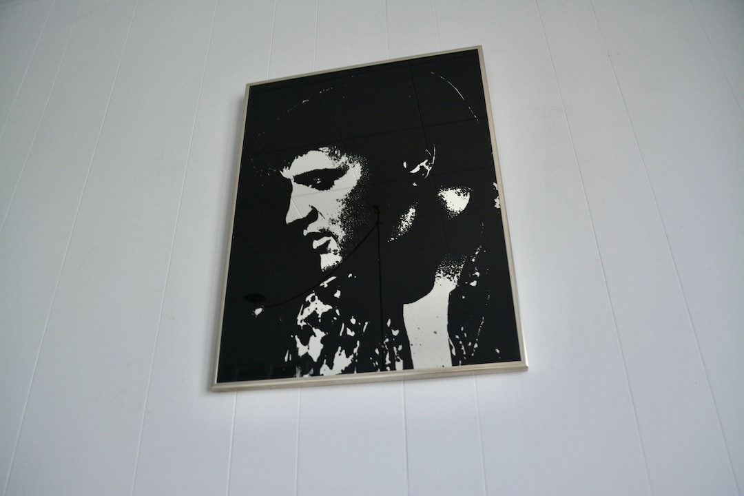 Vintage 80s Retro Elvis Presley Kitsch Framed Wall Carnival Glass ...