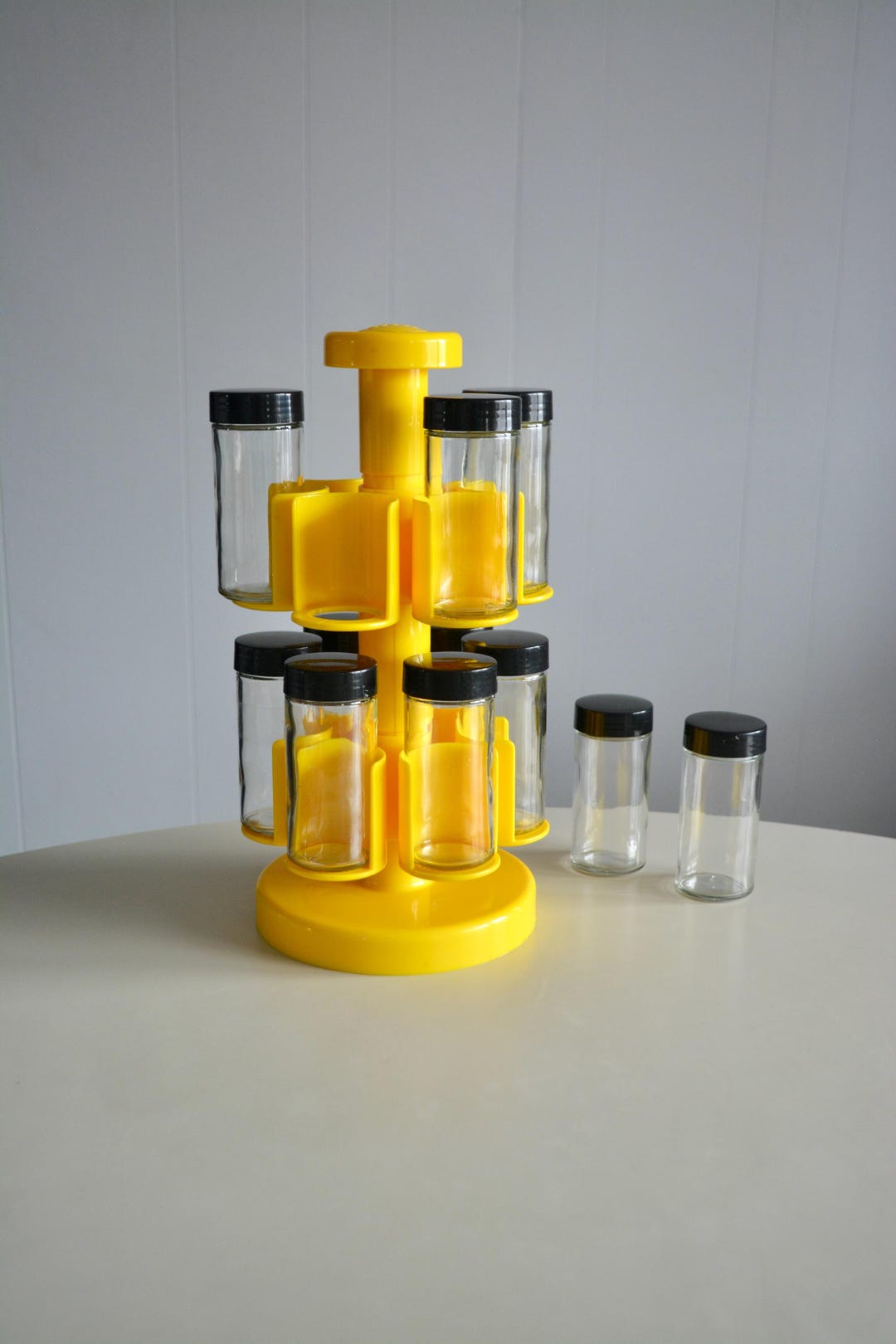 Vintage Copco Yellow 80s Plastic & Glass 12 Jars Spice Rack. Mod Yellow ...