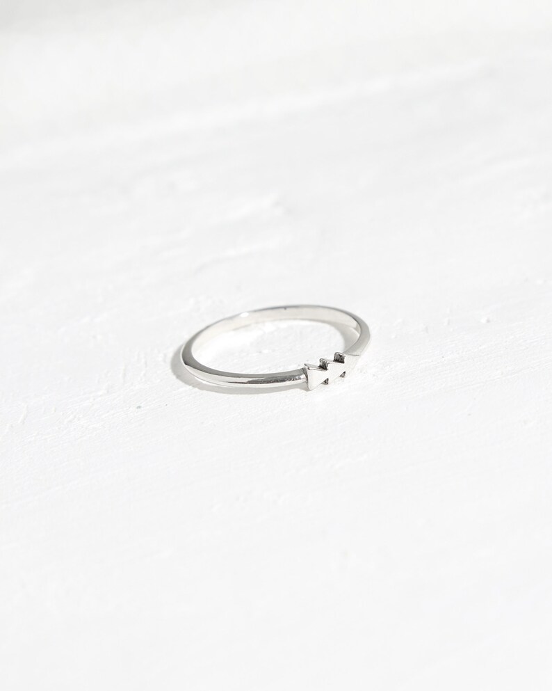 Triple Arrow Stacking Ring - Etsy
