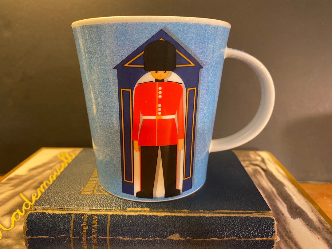 Dunoon Kate Mawdsley Guardsman 12 Oz Fine Bone China Mug Made in ...