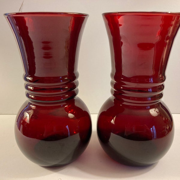Ruby Red Vase - Etsy