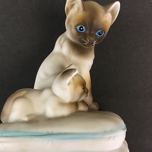 Siamese Kittens Mann Music Box, You Light up My Life, 1982 - Etsy