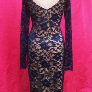 Baylis & Knight Blue Nude LACE Long Sleeve POLLY Twist Pencil Wiggle ...