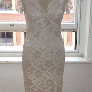 Baylis & Knight Cream Nude cafe Latte Maxi LACE Short Sleeve POLLY ...