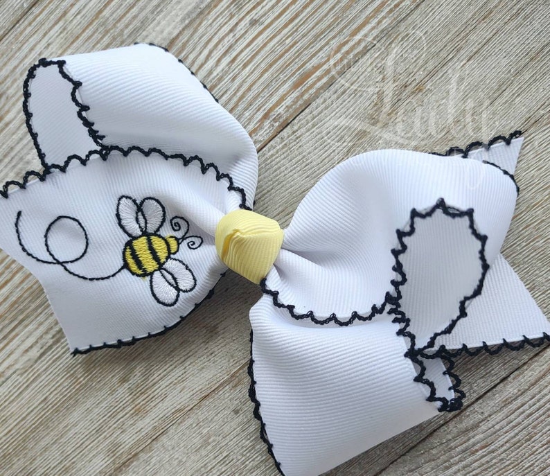 Embroidered Bumble Bee Hair Bow – White Ribbon, Moonstitch Edge - Etsy