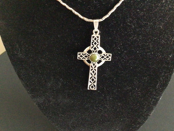 Vintage Sterling Cross with Dark Jade Stone Necklace … - Gem