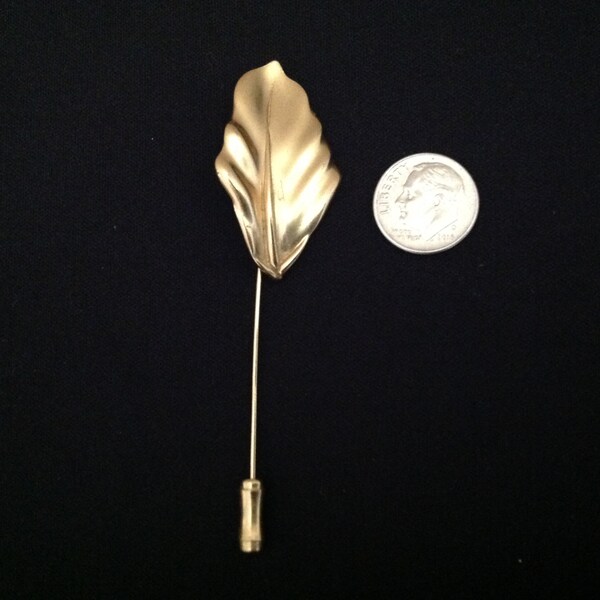 Trifari Pin Brooch - Etsy