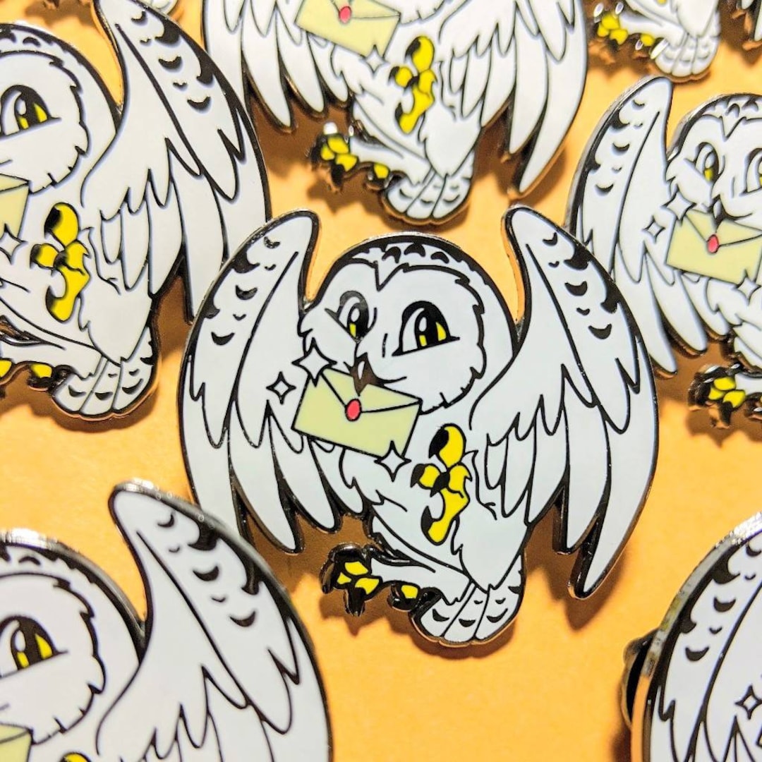 Owl Wizard Pin / Hard Enamel / Hedwig Fanart / Snowy Owl Design / Fantasy Theme - Etsy