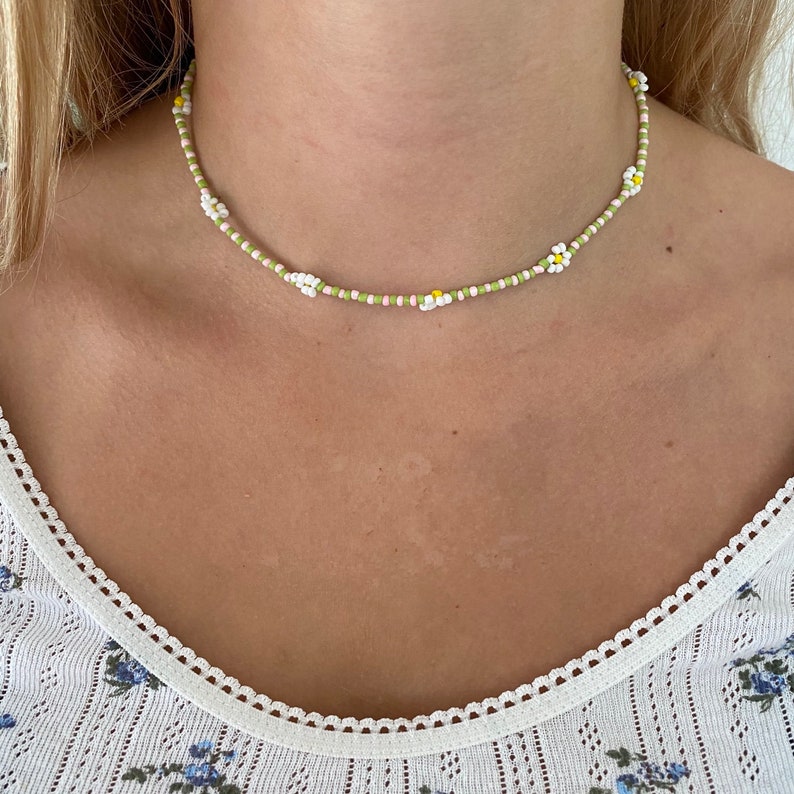 Candy stripe daisy chain seed bead necklace/anklet/bracelet | Etsy