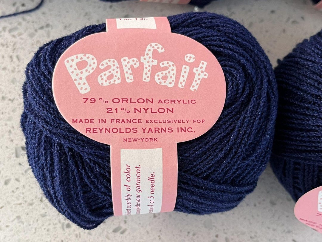 10 Balls Parfait Reynolds Yarns Navy #1240 Orlon Acrylic & Nylon 1 Oz ...