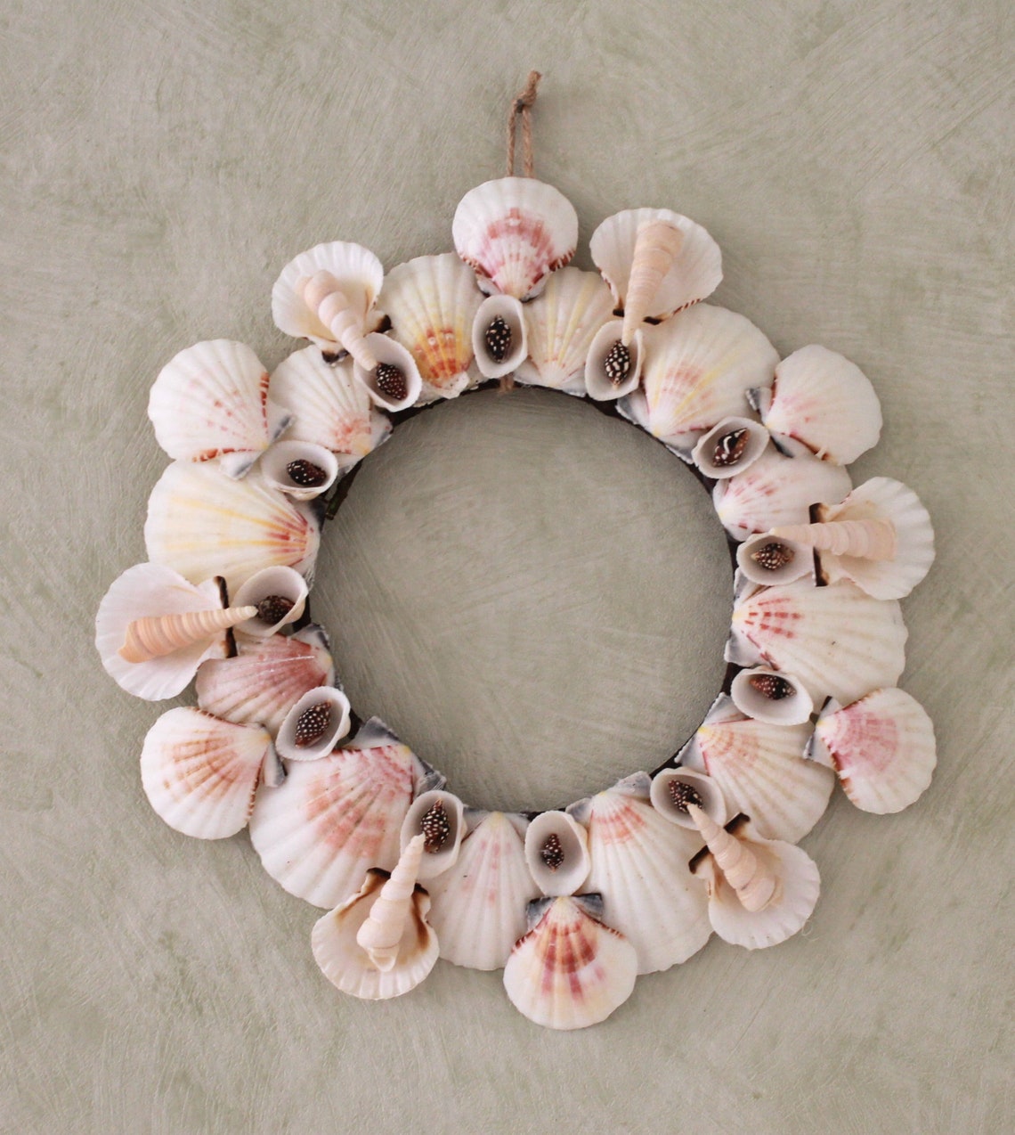 Small Seashell Wreath Pink Peach W22-23 - Etsy
