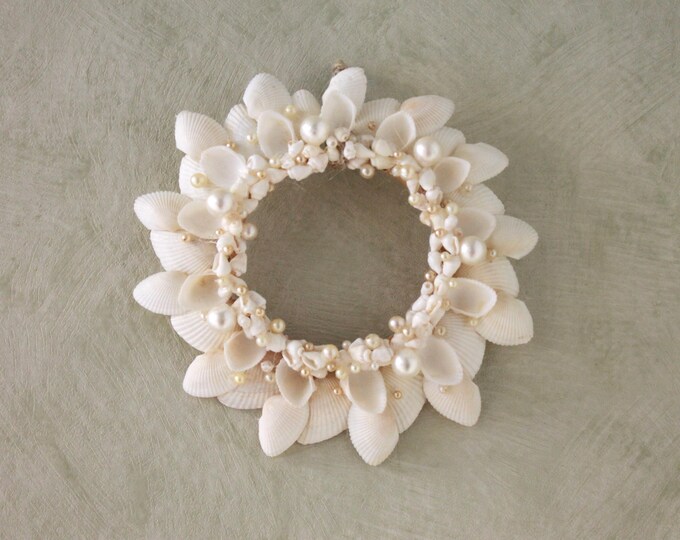 Small Seashell Wreath - White | Pearl (W25-2) - Etsy