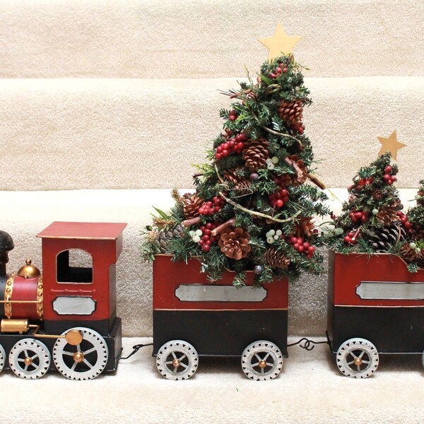 Large Metal Christmas Train - Etsy