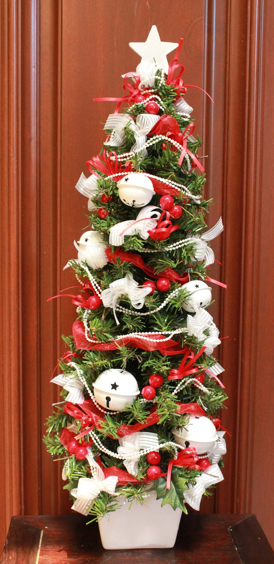 Tabletop Christmas Tree white & Red XT18-21 - Etsy