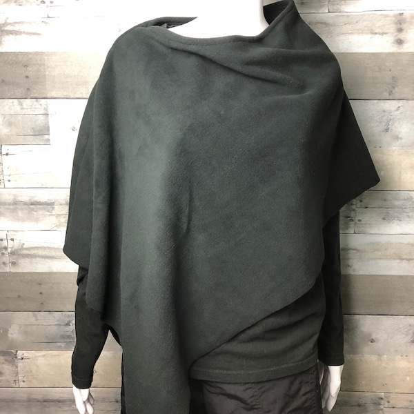 Short Poncho Black - Etsy