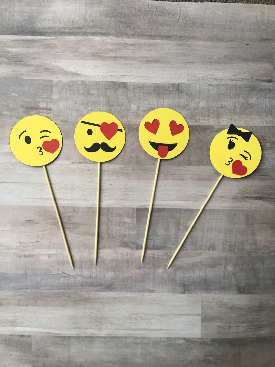 Emoji Centerpieces, Emoji Party Decor, Emoji Party, Emoji Birthday ...