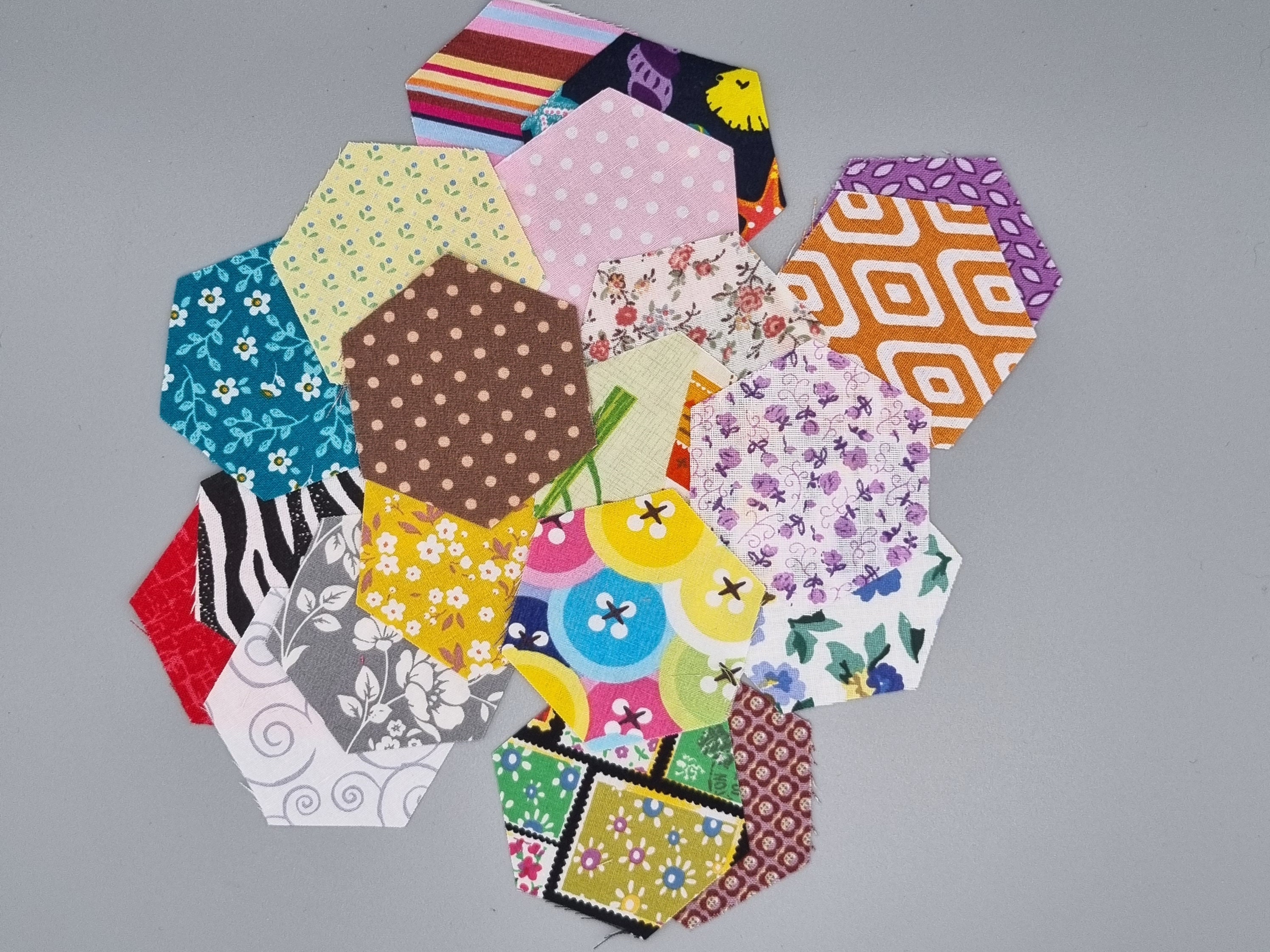 DIY Hexie Flower, Beginner English Paper Piecing Kit With Pre-cut ...