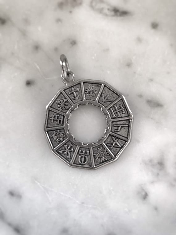 viking rune stone venetian - Gem