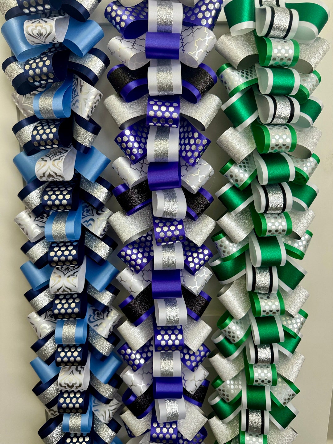 Loopy Loop Chain Homecoming Mum With Glitter, Diamond Dust, and Imprint ...
