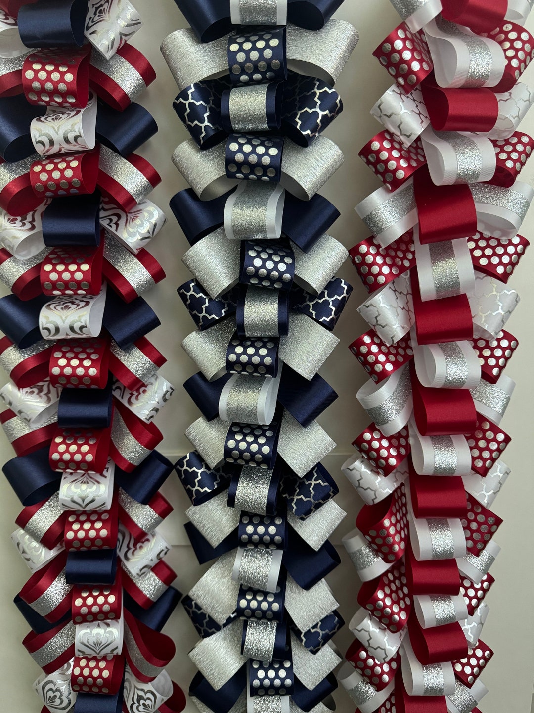 Loopy Loop Chain Homecoming Mum With Glitter, Diamond Dust, and Imprint ...