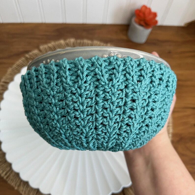 Easy Crochet Bowl Cozy Pattern Worked in Rows, Crochet Kitchen Soup ...