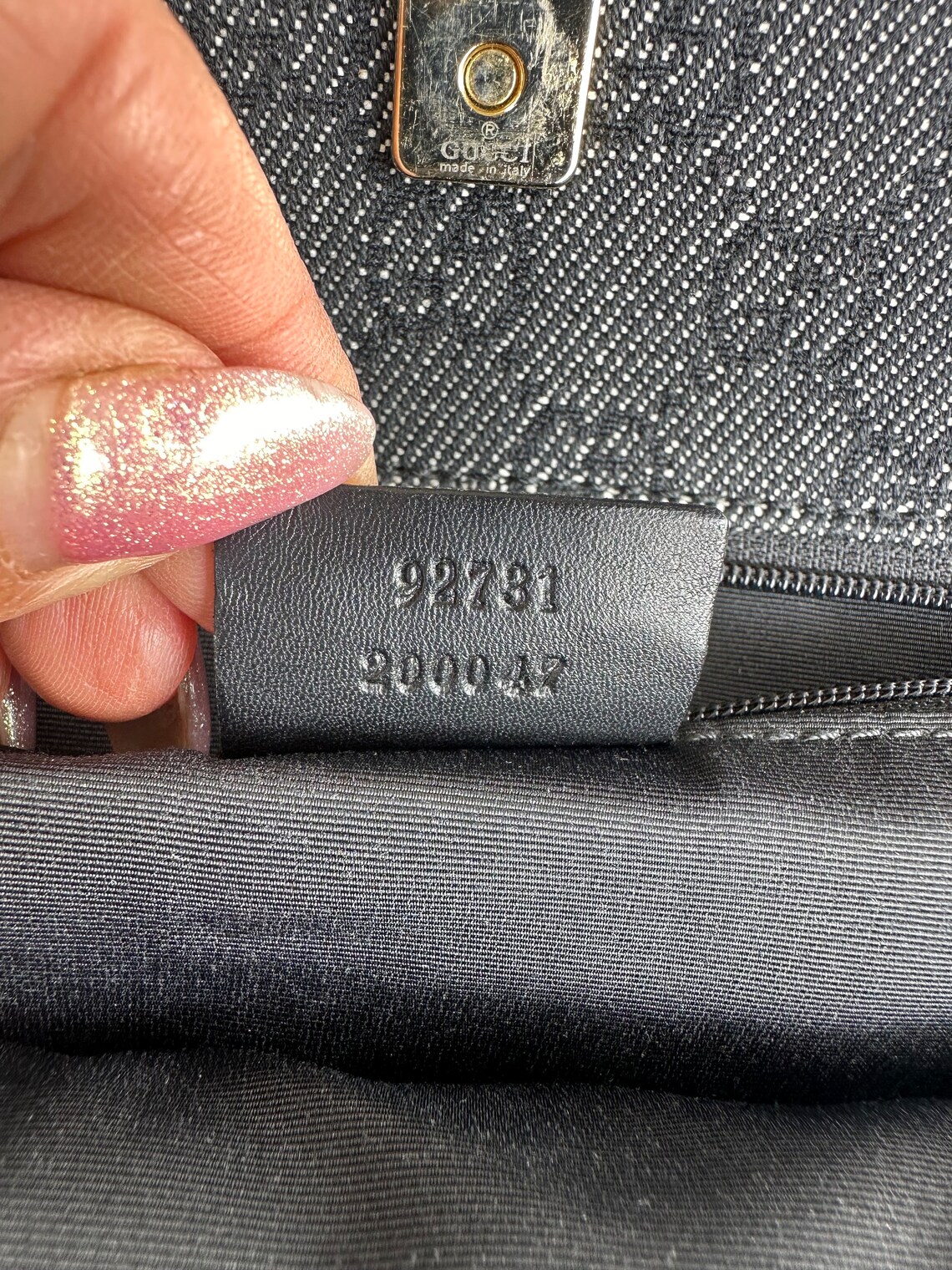 Gucci Black Mono Logo Bag - Etsy