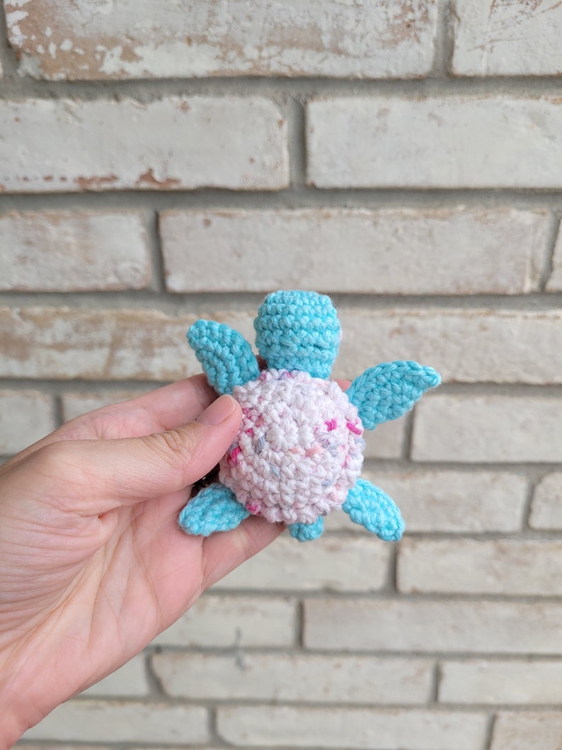 Pocket Turtle Crochet Pattern Turtle Pocket Hug Amigurumi Turtle ...